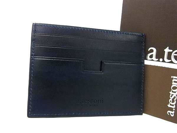商品情報 ブランド名 a.testoni ア テストーニ 状態ランク Sランク(未使用品) ライン カラーダークネイビー系 素材 レザー サイズ W 約11cm　H 約8cm　D 約0.3cm ポケットカード入れ×6 付属品画像内にあるもの...