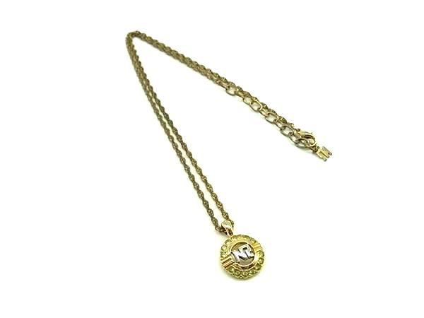 商品情報 ブランド名 NINA RICCI ニナリッチ 状態ランク Bランク ライン カラーゴールド系 素材 サイズ 全長:約44cmトップ:W 約1.5cm　H 約1.9cm ポケット 付属品画像内にあるものが全てになります シリアル及び...