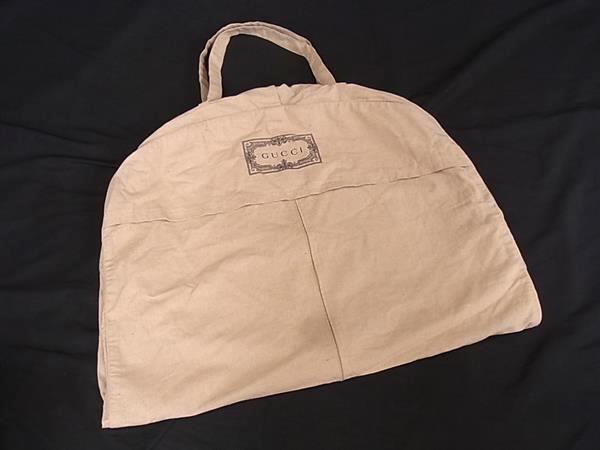 商品情報 ブランド名 GUCCI グッチ 状態ランク Aランク(美品) ライン カラーベージュ系 素材 コットン85％×ポリエステル15％ サイズ(cm) W 約68.5cm　H 約118cm　D 約10cm サイズ(inch) ポケット ...