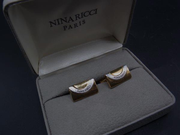 商品情報 ブランド名 NINA RICCI ニナリッチ 状態ランク ABランク ライン カラーゴールド系×シルバー系 素材 サイズ(cm) W 約1.8cm　H 約1.6cm サイズ(inch) ポケット 付属品画像内にあるものが全てになり...