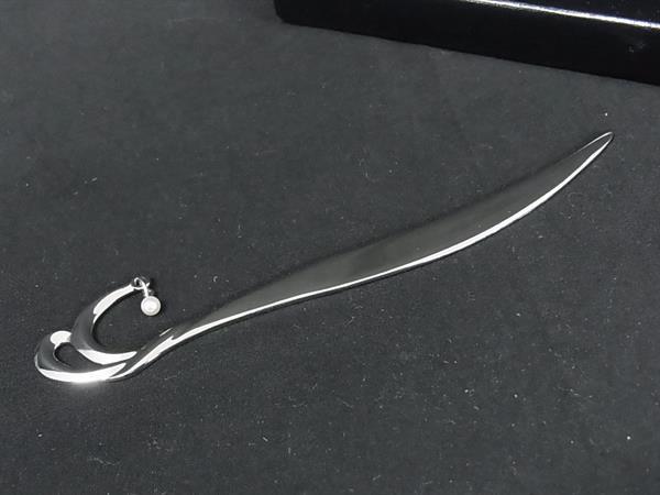 商品情報 ブランド名 MIKIMOTO ミキモト 状態ランク Sランク(未使用品) ライン カラーシルバー系 素材 サイズ 全長:約12.6cm ポケット 付属品画像内にあるものが全てになります シリアル及び刻印 状態擦れ小 □□□　状態ラ...