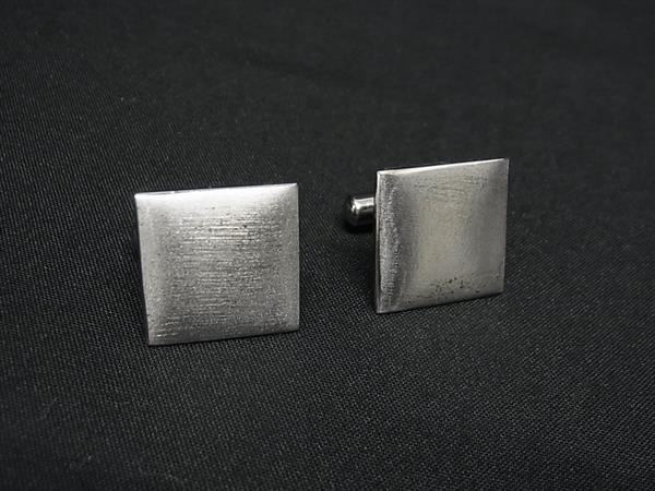 商品情報 ブランド名 状態ランク Bランク ライン カラーシルバー系 素材 SV925 サイズ(cm) W 約1.6cm　H 約1.7cm サイズ(inch) W 約0.63inch　H 約0.67inch ポケット 付属品画像内にあるもの...