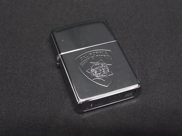 商品情報 ブランド名 ZIPPO ジッポー 状態ランク Sランク(未使用品) ライン カラーシルバー系 素材 サイズ(cm) W 約3.5cm　H 約5.5cm　D 約1.2cm サイズ(inch) ポケット 付属品画像内にあるものが全てに...