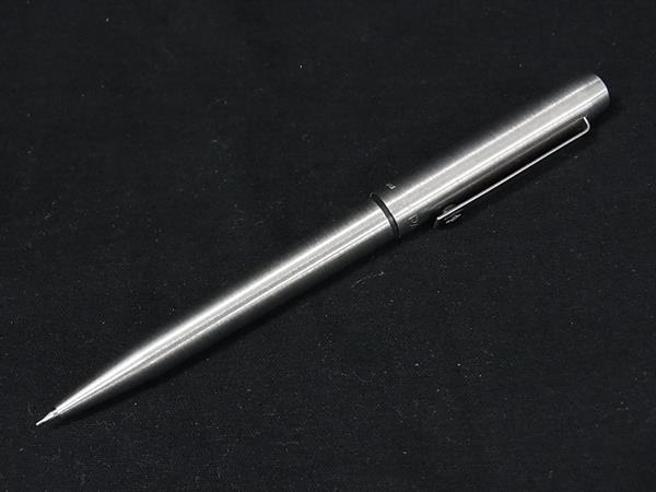 商品情報 ブランド名 PARKER パーカー 状態ランク ABランク(美品) ライン カラーシルバー系 素材 サイズ 全長:約13.5cm ポケット 付属品画像内にあるものが全てになります シリアル及び刻印 状態使用感小　擦れ小　小傷　くす...