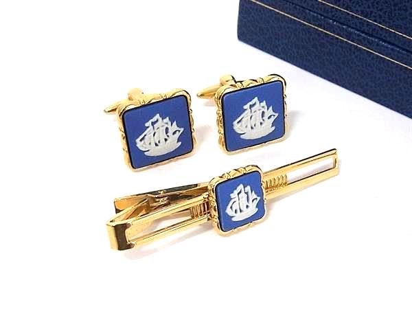 商品情報 ブランド名 WEDGWOOD ウェッジウッド 状態ランク Aランク(美品) ライン カラーゴールド系×ブルー系 素材 サイズ(cm) カフス:W 約1.8cm　H 約1.8cmネクタイピン:全長 約6cm　幅 約1.3cm サイズ...