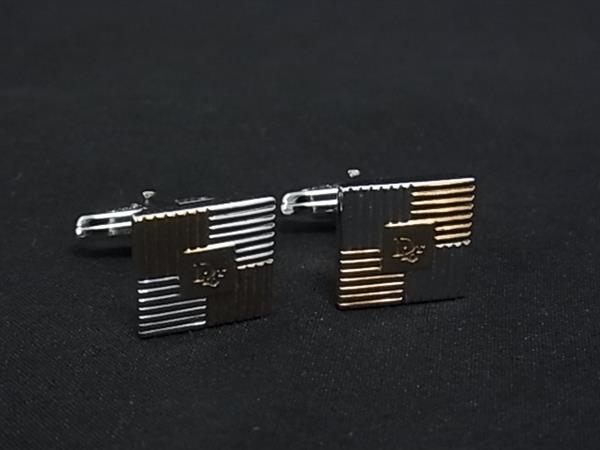 商品情報 ブランド名 ChristianDior クリスチャンディオール 状態ランク Aランク(美品) ライン カラーシルバー系×ゴールド系 素材 サイズ(cm) W 約1.4cm　H 約1.4cm サイズ(inch) W 約0.55inc...