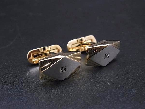 商品情報 ブランド名 GIVENCHY ジバンシィ 状態ランク Aランク(美品) ライン カラーシルバー系×ゴールド系 素材 サイズ(cm) W 約1.7cm　H 約1cm サイズ(inch) W 約0.67inch　H 約0.39inch...