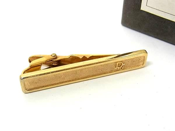 商品情報 ブランド名 ChristianDior クリスチャンディオール 状態ランク Bランク ライン カラーゴールド系 素材 サイズ W 約5cm ポケット 付属品画像内にあるものが全てになります シリアル及び刻印 状態使用感　擦れ　小傷...
