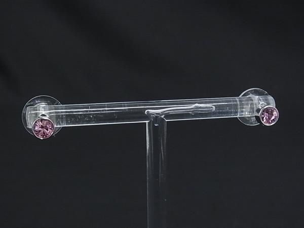 商品情報 ブランド名 SWAROVSKI スワロフスキー 状態ランク Aランク(美品) ライン カラークリアピンク系×シルバー系 素材 サイズ(cm) W 約0.5cm　H 約0.5cm サイズ(inch) W 約0.20inch　H 約0...