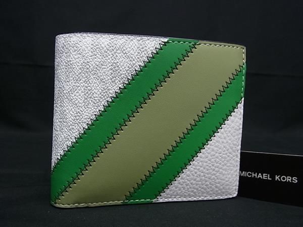 商品情報 ブランド名 MICHAEL KORS マイケルコース 状態ランク Sランク(未使用品) ライン カラーホワイト系×グリーン系 素材 PVC×レザー サイズ W 約11cm　H 約9.5cm　D 約2.5cm ポケット中 ポケット×...