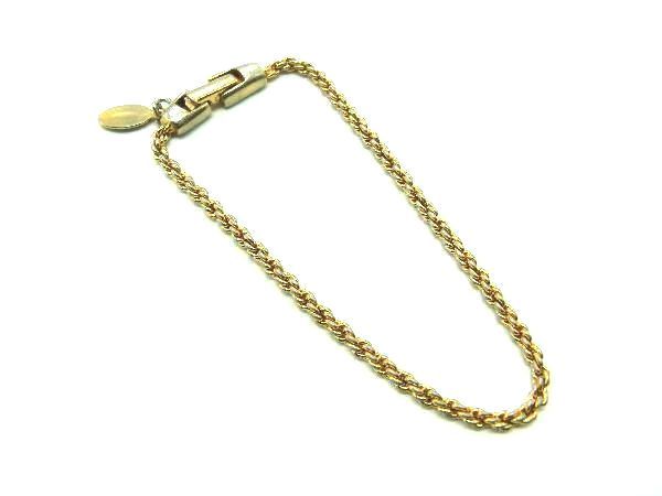 商品情報 ブランド名 MARIO VALENTINO マリオ ヴァレンティノ 状態ランク ABランク(美品) ライン カラーゴールド系 素材 サイズ 全長:約19cm ポケット 付属品画像内にあるものが全てになります シリアル及び刻印 状態...