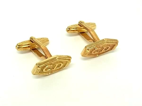 商品情報 ブランド名 ChristianDior クリスチャンディオール 状態ランク Bランク ライン カラーゴールド系 素材 サイズ W 約1.8cm　H 約1.3cm ポケット 付属品画像内にあるものが全てになります シリアル及び刻印 ...