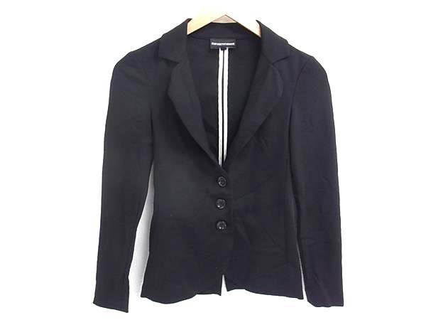 商品情報 ブランド名 EMPORIO ARMANI エンポリオアルマーニ 状態ランク Bランク ライン カラーブラック系 素材 モダール69%×ポリアミド26%×エラスタン5% サイズ(cm) 表記サイズ:38実寸：着丈 約56.5cm　肩...