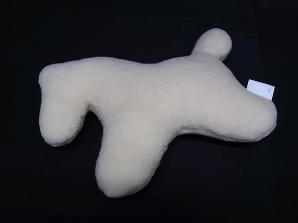 商品情報 ブランド名 HERMES エルメス 状態ランク Aランク(極美品) ライン カラークリーム系 素材 ウール100％ サイズ W 約32cm　H 約21.5cm　D 約8cm ポケット 付属品画像内にあるものが全てになります シリア...