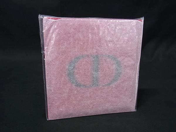 商品情報 ブランド名 ChristianDior クリスチャンディオール 状態ランク Sランク(未使用品) ライン カラー 素材 サイズ(cm) サイズ(inch) ポケット 付属品画像内にあるものが全てになります シリアル及び刻印 状態未...