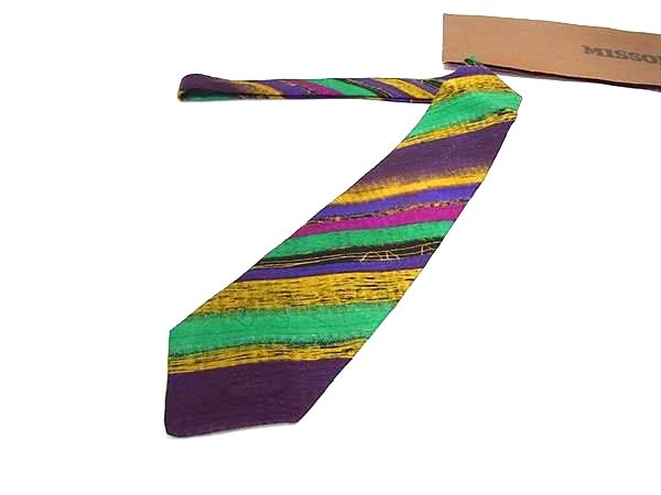 商品情報 ブランド名 MISSONI ミッソーニ 状態ランク Aランク(極美品) ライン カラーマルチカラー 素材 シルク100% サイズ 全長:約154.5cm　剣幅:約9.5cm ポケット 付属品画像内にあるものが全てになります シリア...