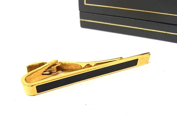 商品情報 ブランド名 dunhill ダンヒル 状態ランク Bランク ライン カラーブラック系×ゴールド系 素材 サイズ(cm) 全長:約5.7cm サイズ(inch) 全長:約2.24inch ポケット 付属品画像内にあるものが全てになり...