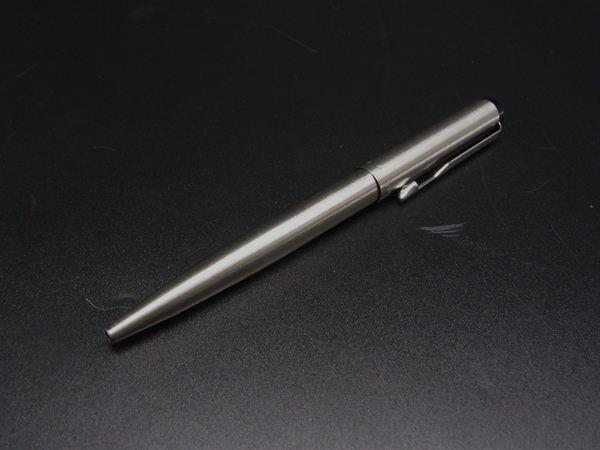 商品情報 ブランド名 PARKER パーカー 状態ランク ABランク ライン カラーシルバー系 素材 サイズ(cm) 全長:約12.5cm サイズ(inch) 全長:約4.92inch ポケット 付属品画像内にあるものが全てになります シリ...