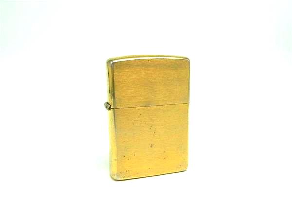 商品情報 ブランド名 ZIPPO ジッポー 状態ランク ABランク ライン カラーゴールド系 素材 サイズ(cm) W 約3.5cm　H 約5.3cm　D 約1.1cm サイズ(inch) W 約1.38inch　H 約2.09inch　D...