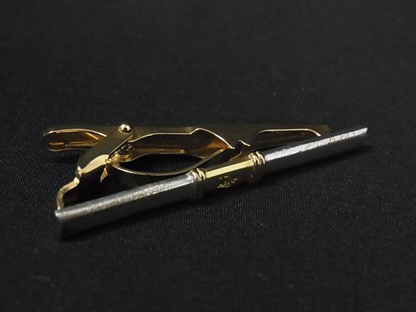 商品情報 ブランド名 ChristianDior クリスチャンディオール 状態ランク Bランク ライン カラーシルバー系×ゴールド系 素材 サイズ 全長:約5cm 幅:約0.5cm ポケット 付属品画像内にあるものが全てになります シリアル...