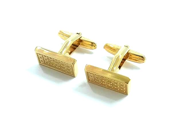 商品情報 ブランド名 ChristianDior ディオール 状態ランク ABランク(美品) ライン カラーゴールド系 素材 サイズ W 約1.6cm　H 約0.9cm ポケット 付属品画像内にあるものが全てになります シリアル及び刻印 状...