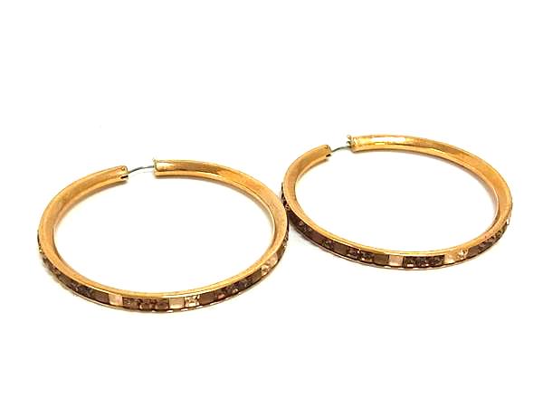 商品情報 ブランド名 SWAROVSKI スワロフスキー 状態ランク Bランク ライン カラーピンクゴールド系 素材 サイズ W 約0.4cm　H 約5.2cm ポケット 付属品画像内にあるものが全てになります シリアル及び刻印 状態使用感...