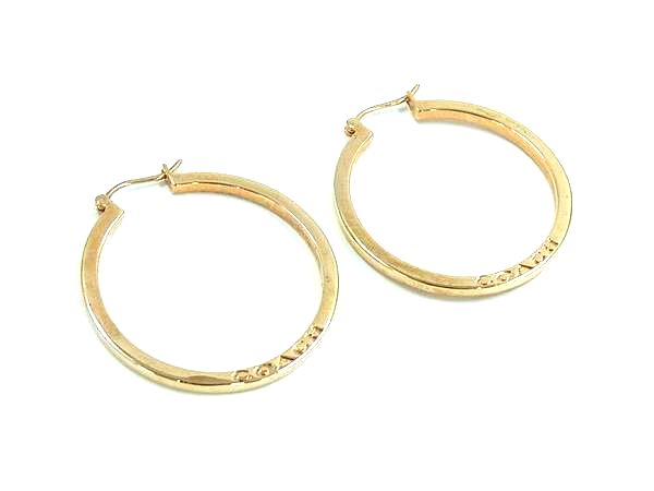 商品情報 ブランド名 COACH コーチ 状態ランク ABランク(美品) ライン カラーゴールド系 素材 サイズ W 約3.5cm　H 約3.8cm ポケット 付属品画像内にあるものが全てになります シリアル及び刻印 状態使用感小　擦れ小　...