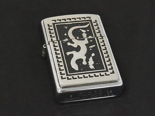 商品情報 ブランド名 ZIPPO ジッポー 状態ランク ABランク(美品) ライン カラーシルバー系 素材 サイズ(cm) W 約3.7cm　H 約5.5cm　D 約1.4cm サイズ(inch) W 約1.46inch　H 約2.17in...