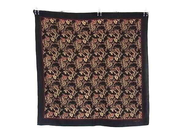 商品情報 ブランド名 Calvin Klein カルバンクライン 状態ランク Bランク ライン カラーブラック系×マルチカラー 素材 ウール100％ サイズ W 約86cm　H 約110cm ポケット 付属品画像内にあるものが全てになります...