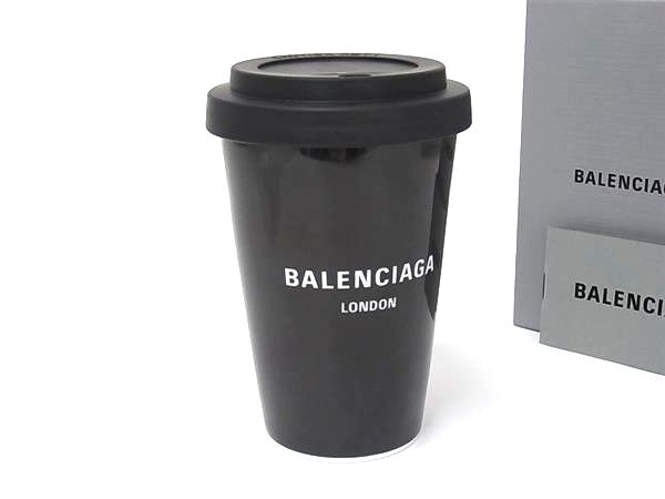 商品情報 ブランド名 BALENCIAGA バレンシアガ 状態ランク Aランク(極美品) ライン カラーブラック系×ホワイト系 素材 サイズ(cm) 口径 約9cm　高さ 約13cm(蓋含まず)　底面直径 約6cm サイズ(inch) ポケ...
