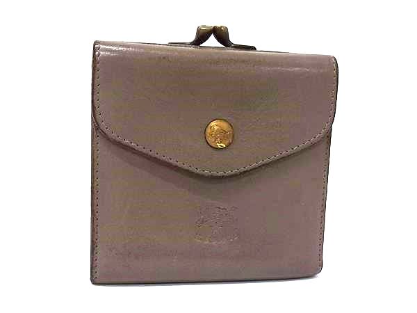 商品情報 ブランド名 IL BISONTE イルビゾンテ 状態ランク BCランク ライン カラーグレージュ系 素材 レザー サイズ W 約11cm　H 約11cm　D 約1cm ポケット札入れ×2　小銭入れ×1　カード入れ×6 付属品画像内...