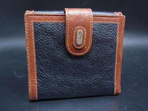 商品情報 ブランド名 BALLY バリー 状態ランク ABランク ライン カラーブラック系×ブラウン系 素材 レザー サイズ(cm) W 約10cm　H 約9.5cm　D 約1cm サイズ(inch) ポケット中 ポケット×2　札入れ×1　...