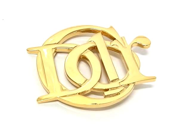 商品情報 ブランド名 ChristianDior クリスチャンディオール 状態ランク SAランク(新品同様) ライン カラーゴールド系 素材 サイズ(cm) W 約6.4cm　H 約5.3cm サイズ(inch) W 約2.52inch　H...