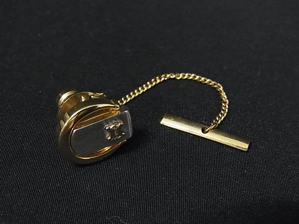商品情報 ブランド名 CELINE セリーヌ 状態ランク ABランク(美品) ライン カラーゴールド系 素材 サイズ(cm) 全長:約6.5cm サイズ(inch) ポケット 付属品画像内にあるものが全てになります シリアル及び刻印 状態使...