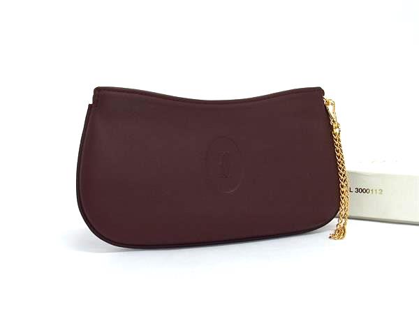 商品情報 ブランド名 Cartier カルティエ 状態ランク SAランク(新品同様) ライン カラーボルドー系 素材 レザー サイズ W 約18.5cm　H 約9.5cm　D 約1cm ポケット 付属品画像内にあるものが全てになります シリ...