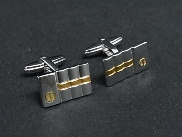 商品情報 ブランド名 dunhill ダンヒル 状態ランク ABランク(美品) ライン カラーシルバー系×ゴールド系 素材 サイズ(cm) W 約1.8cm　H 約1.2cm サイズ(inch) W 約0.71inch　H 約0.47inc...