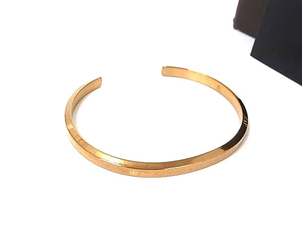商品情報 ブランド名 Daniel Wellington ダニエル ウェリントン 状態ランク ABランク(美品) ライン カラーゴールド系 素材 サイズ(cm) 実寸:内周 約16cm　幅 約0.4cm サイズ(inch) ポケット 付属品...