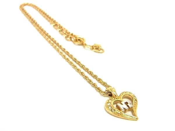 商品情報 ブランド名 NINA RICCI ニナリッチ 状態ランク ABランク(美品) ライン カラーゴールド系 素材 サイズ 全長:約44cmトップ:W 約1.5cm　H 約2cm ポケット 付属品画像内にあるものが全てになります シリア...