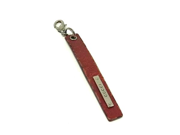 商品情報 ブランド名 GUCCI グッチ 状態ランク Bランク ライン カラーブラウン系 素材 レザー サイズ(cm) W 約1cm　H 約9cm サイズ(inch) W 約0.39inch　H 約3.54inch ポケット 付属品画像内に...