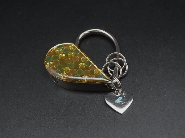 商品情報 ブランド名 agnes b. VOYAGE アニエスベーボヤージュ 状態ランク ABランク ライン カラーシルバー系×ゴールド系 素材 サイズ W 約4.5cm　H 約4.5cm ポケット 付属品画像内にあるものが全てになります ...