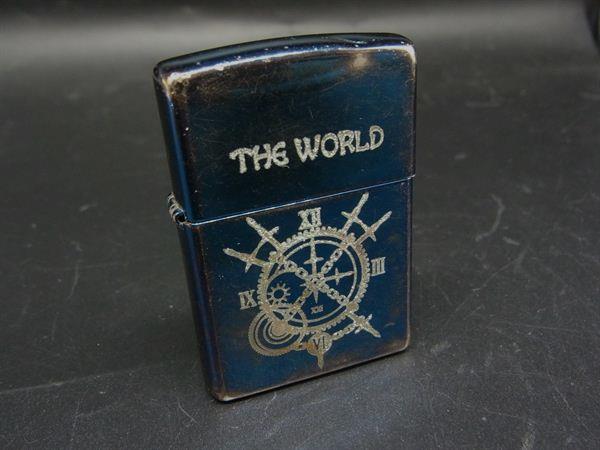 商品情報 ブランド名 ZIPPO ジッポー 状態ランク ABランク ライン カラーシルバー系 素材 サイズ W 約3.5cm　H 約5.6cm　D 約1.1cm ポケット 付属品画像内にあるものが全てになります シリアル及び刻印 状態使用感...