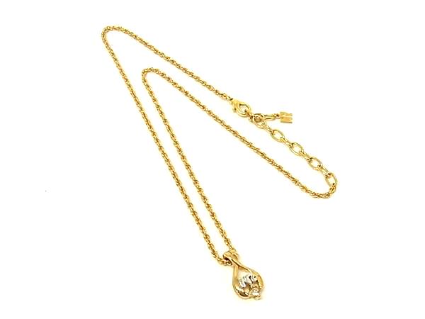商品情報 ブランド名 NINA RICCI ニナリッチ 状態ランク ABランク(美品) ライン カラーゴールド系 素材 サイズ(cm) 全長:約44.5cmトップ:W 約0.8cm　H 約1.8cm サイズ(inch) 全長:約17.52i...