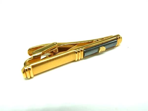 商品情報 ブランド名 dunhill ダンヒル 状態ランク ABランク ライン カラーゴールド系×シルバー系 素材 サイズ(cm) 全長:約5cm サイズ(inch) ポケット 付属品画像内にあるものが全てになります シリアル及び刻印 状態...
