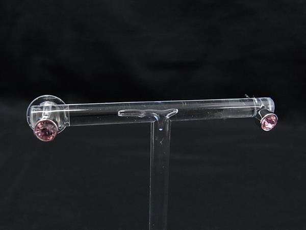 商品情報 ブランド名 SWAROVSKI スワロフスキー 状態ランク Aランク(美品) ライン カラーシルバー系×ピンク系 素材 サイズ(cm) W 約0.5cm　H 約0.5cm サイズ(inch) ポケット 付属品画像内にあるものが全て...