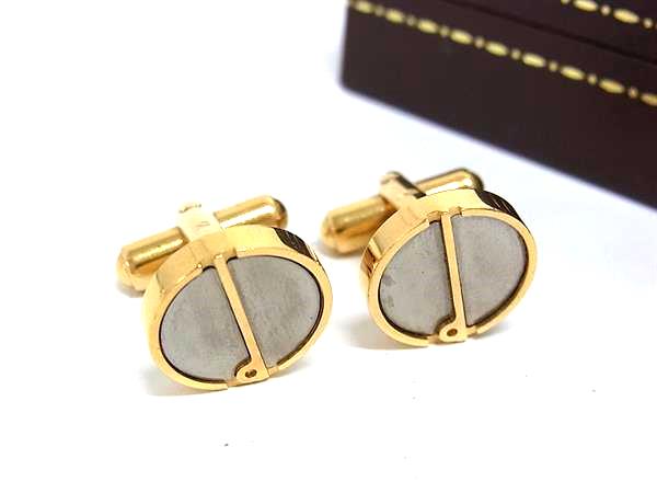 商品情報 ブランド名 dunhill ダンヒル 状態ランク Aランク(美品) ライン カラーゴールド系×シルバー系 素材 サイズ(cm) W 約1.3cm　H 約1.3cm サイズ(inch) W 約0.51inch　H 約0.51inch...