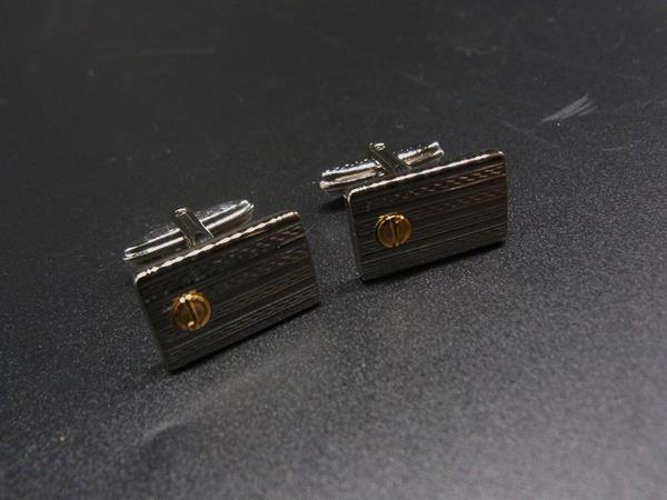 商品情報 ブランド名 dunhill ダンヒル 状態ランク ABランク ライン カラーシルバー系 素材 サイズ(cm) W 約1.5cm　H 約1cm サイズ(inch) W 約0.59inch　H 約0.39inch ポケット 付属品画像...