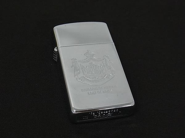 商品情報 ブランド名 ZIPPO ジッポー 状態ランク ABランク(美品) ライン カラーシルバー系 素材 サイズ(cm) W 約2.9cm　H 約5.6cm　D 約1cm サイズ(inch) W 約1.14inch　H 約2.20inch...