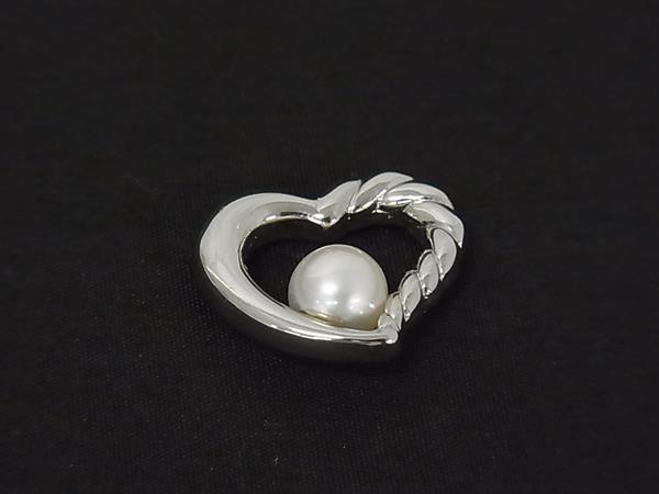 商品情報 ブランド名 TASAKI タサキ 状態ランク Aランク(極美品) ライン カラーシルバー系 素材 SV925 サイズ(cm) W 約1.8cm　H 約1cmパール 約7mm サイズ(inch) W 約0.71inch　H 約0.3...