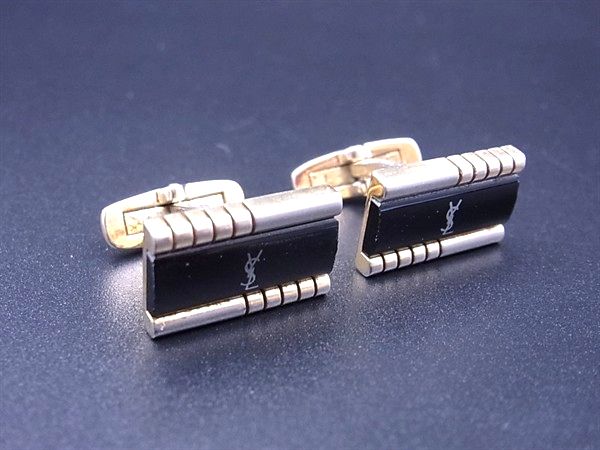 商品情報 ブランド名 YVESSAINTLAURENT イヴサンローラン 状態ランク BCランク ライン カラーブラック系×ゴールド系 素材 サイズ(cm) W 約1.8cm　H 約1.1cm サイズ(inch) ポケット 付属品画像内にあ...