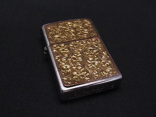 商品情報 ブランド名 ZIPPO ジッポー 状態ランク Bランク ライン カラーゴールド系×シルバー系 素材 サイズ(cm) W 約3.5cm　H 約5.5cm　D 約1cm サイズ(inch) W 約1.38inch　H 約2.17inc...